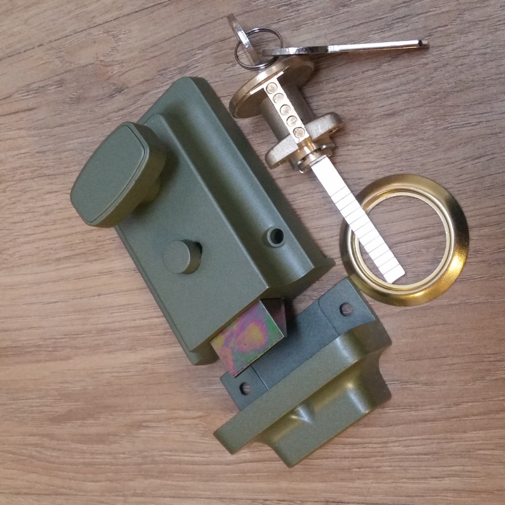 Traditional Nightlatch 60mm (nlp014f) – LockStocker – King Solutions