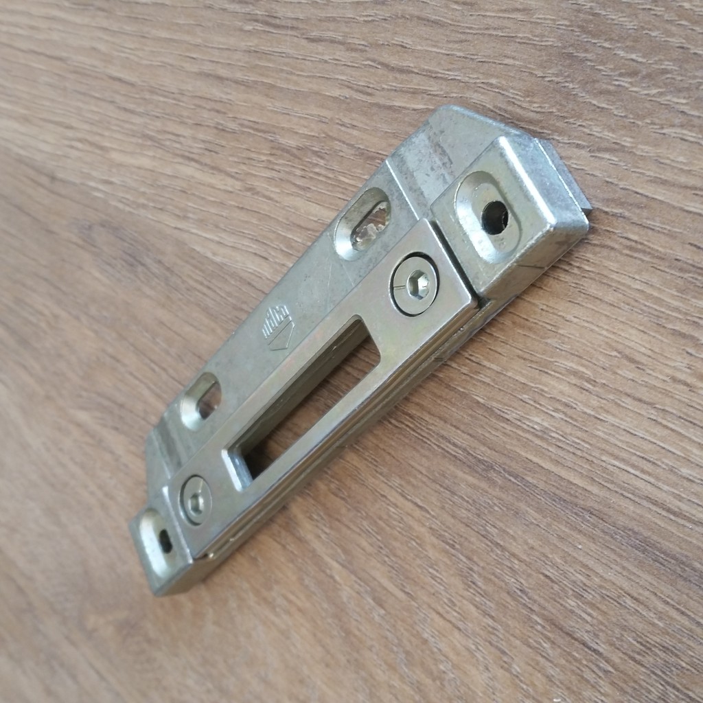 Maco Shootbolt Keep Type 2 (SBK107) – LockStocker – King Solutions